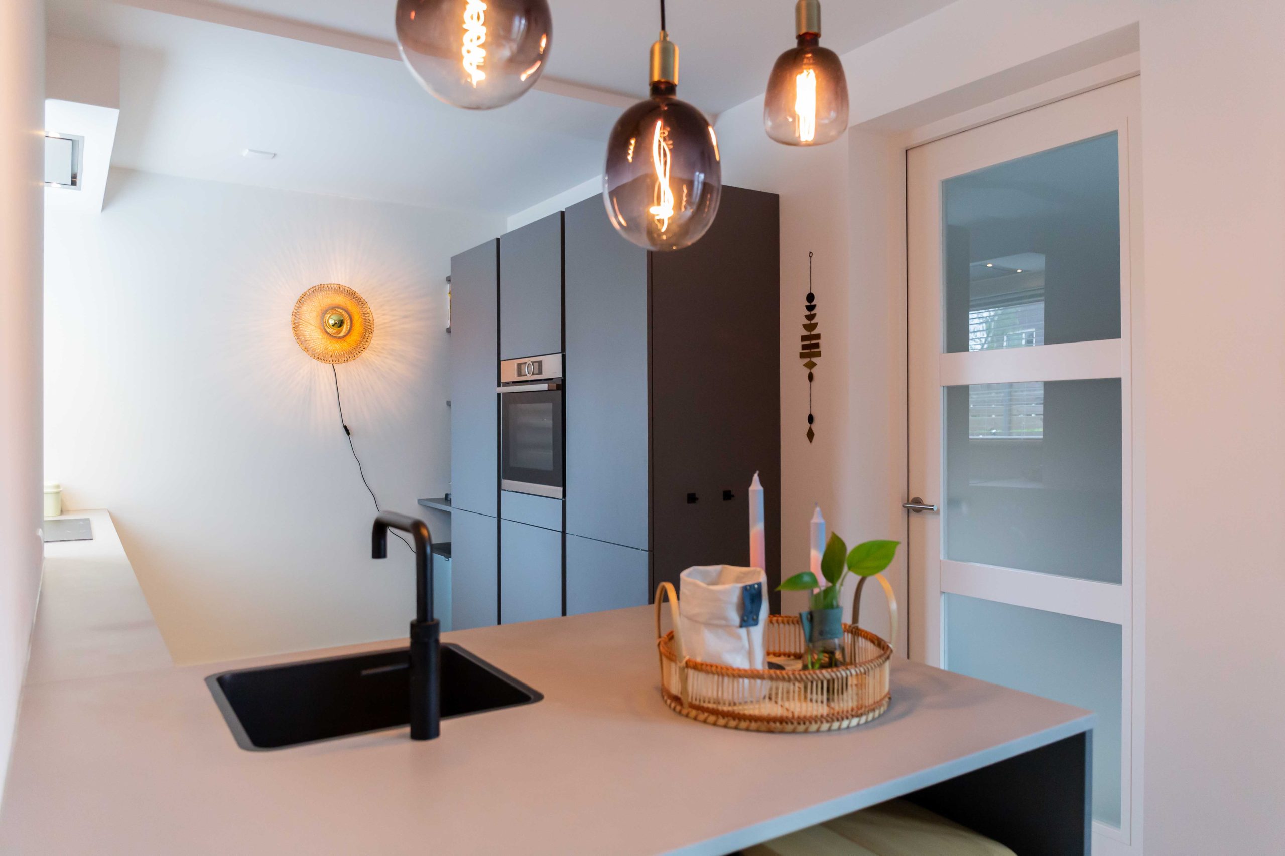 Stijlvolle keuken in Leeuwarden - 3D-Ontwerp - Inhuis Keukens